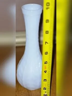 FTD | Accents | Vintage Ftd Milk Glass Opaque Bud Rose Vase 981 1 Tall ...